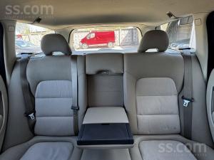 Brūns Volvo V70 2008 Daugavpils, ar dzinēja tilpumu 2.40 L un nobraukumu 0 tūkst. km par 4250 €, foto 24 vietnē AUTOMOTO.COM.LV