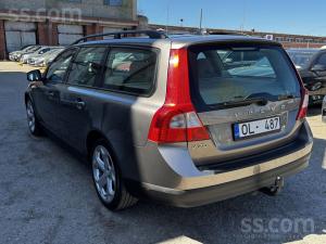 Brūns Volvo V70 2008 Daugavpils, ar dzinēja tilpumu 2.40 L un nobraukumu 0 tūkst. km par 4250 €, foto 5 vietnē AUTOMOTO.COM.LV