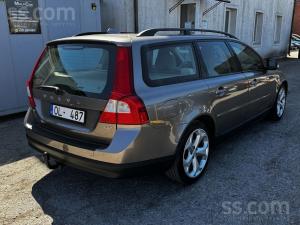 Brūns Volvo V70 2008 Daugavpils, ar dzinēja tilpumu 2.40 L un nobraukumu 0 tūkst. km par 4250 €, foto 7 vietnē AUTOMOTO.COM.LV