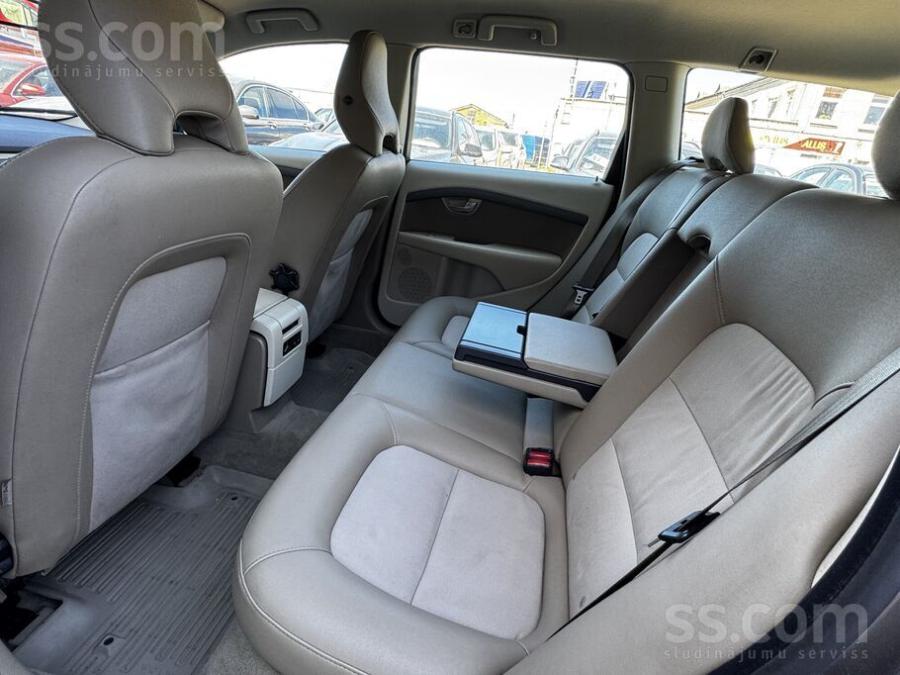 Brūns Volvo V70 2008 Daugavpils, ar dzinēja tilpumu 2.40 L un nobraukumu 0 tūkst. km par 4250 €, foto 23 vietnē AUTOMOTO.COM.LV