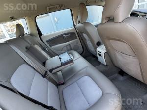 Brūns Volvo V70 2008 Daugavpils, ar dzinēja tilpumu 2.40 L un nobraukumu 0 tūkst. km par 4250 €, foto 25 vietnē AUTOMOTO.COM.LV