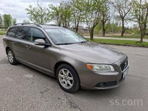Brown Volvo V70 2008 in Limbazi, with an engine capacity of 2.00 L and mileage of 427 thousand km for 2500 €, photo 3 on AUTOMOTO.COM.LV