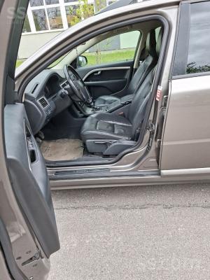 Brown Volvo V70 2008 in Limbazi, with an engine capacity of 2.00 L and mileage of 427 thousand km for 2500 €, photo 6 on AUTOMOTO.COM.LV