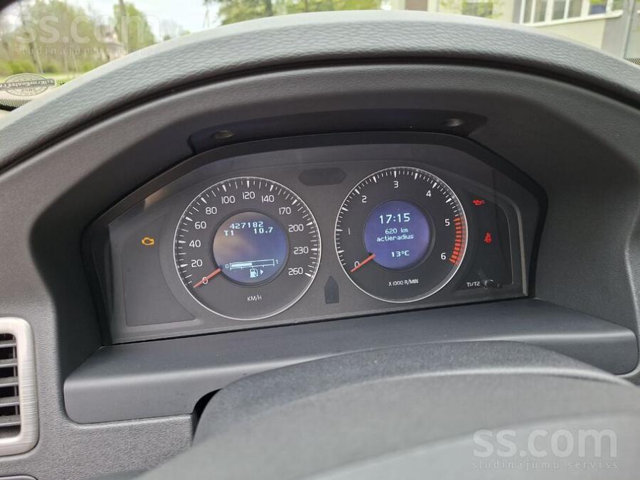 Brown Volvo V70 2008 in Limbazi, with an engine capacity of 2.00 L and mileage of 427 thousand km for 2500 €, photo 12 on AUTOMOTO.COM.LV