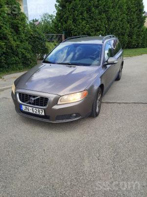 Brown Volvo V70 2008 in Riga, with an engine capacity of 2.40 L and mileage of 352 thousand km for 3850 €, photo 1 on AUTOMOTO.COM.LV