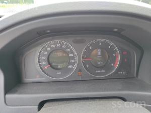 Brown Volvo V70 2008 in Riga, with an engine capacity of 2.40 L and mileage of 352 thousand km for 3850 €, photo 12 on AUTOMOTO.COM.LV