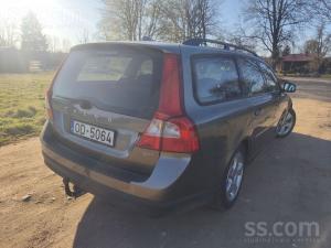 Коричневый Вольво В70 2008 в Тукумс, объемом двигателя 2.00 л и пробегом 236 тыс. км за 3350 €, фото 10 на AUTOMOTO.COM.LV