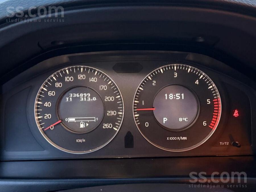 Коричневый Вольво В70 2008 в Огре, объемом двигателя 2.40 л и пробегом 337 тыс. км за 3200 €, фото 10 на AUTOMOTO.COM.LV