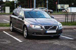 Коричневый Вольво В70 2008 в Вильнюс, объемом двигателя 2.40 л и пробегом 217 тыс. км за 5600 €, фото  на AUTOMOTO.COM.LV