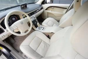 Brūns Volvo V70 2008 Jelgava, ar dzinēja tilpumu 2.40 L un nobraukumu 279 tūkst. km par 4990 €, foto 13 vietnē AUTOMOTO.COM.LV