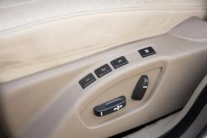 Brūns Volvo V70 2008 Jelgava, ar dzinēja tilpumu 2.40 L un nobraukumu 279 tūkst. km par 4990 €, foto 26 vietnē AUTOMOTO.COM.LV