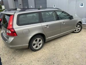 Brūns Volvo V70 2008 Rīga, ar dzinēja tilpumu 2.00 L un nobraukumu 225 tūkst. km par 4995 €, foto 3 vietnē AUTOMOTO.COM.LV