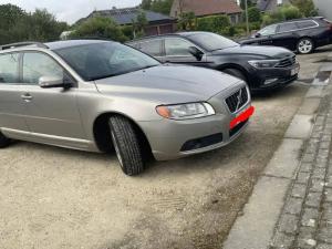 Brūns Volvo V70 2008 Rīga, ar dzinēja tilpumu 2.00 L un nobraukumu 225 tūkst. km par 4995 €, foto 4 vietnē AUTOMOTO.COM.LV
