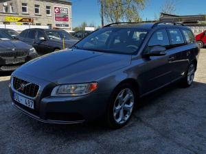 Brūns Volvo V70 2008 Daugavpils, ar dzinēja tilpumu 2.40 L un nobraukumu 324 tūkst. km par 4250 €, foto 4 vietnē AUTOMOTO.COM.LV