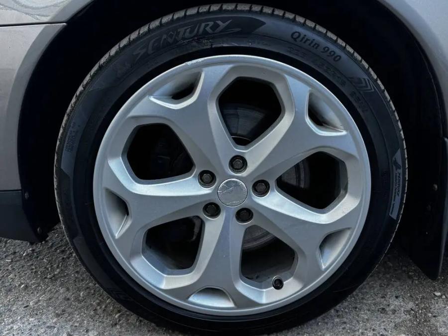 Brūns Volvo V70 2008 Daugavpils, ar dzinēja tilpumu 2.40 L un nobraukumu 324 tūkst. km par 4250 €, foto 13 vietnē AUTOMOTO.COM.LV