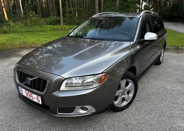 Brūns Volvo V70 2008 Jūrmala, ar dzinēja tilpumu 2.40 L un nobraukumu 392 tūkst. km par 2999 €, foto 3 vietnē AUTOMOTO.COM.LV