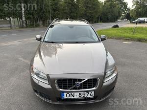 Коричневый Вольво В70 2008 в Огре, объемом двигателя 2.40 л и пробегом 270 тыс. км за 4950 €, фото 10 на AUTOMOTO.COM.LV