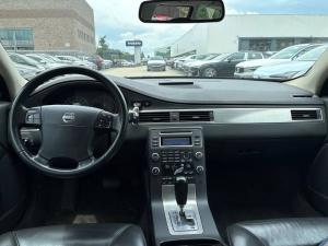 Brūns Volvo V70 2008 Jūrmala, ar dzinēja tilpumu 2.40 L un nobraukumu 327 tūkst. km par 4990 €, foto 8 vietnē AUTOMOTO.COM.LV