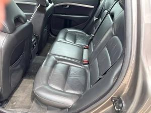 Brūns Volvo V70 2008 Jūrmala, ar dzinēja tilpumu 2.40 L un nobraukumu 327 tūkst. km par 4990 €, foto 9 vietnē AUTOMOTO.COM.LV