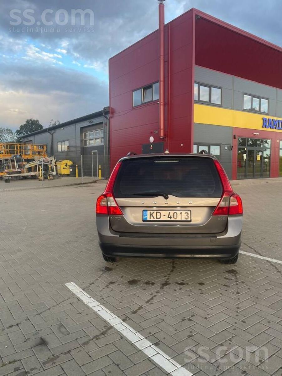 Brūns Volvo V70 2008 Saldus, ar dzinēja tilpumu 2.00 L un nobraukumu 364 tūkst. km par 1850 €, foto 7 vietnē AUTOMOTO.COM.LV
