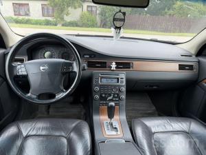 Brūns Volvo V70 2008 Ventspils, ar dzinēja tilpumu 2.40 L un nobraukumu 355 tūkst. km par 3990 €, foto 17 vietnē AUTOMOTO.COM.LV