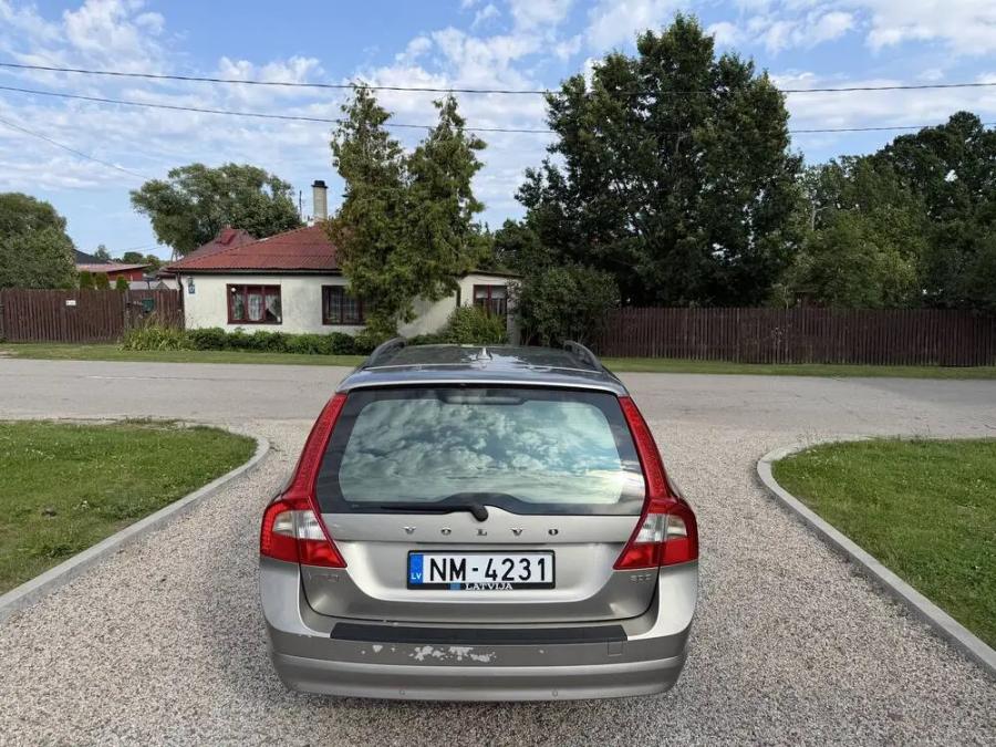 Brūns Volvo V70 2008 Ventspils, ar dzinēja tilpumu 2.00 L un nobraukumu 339 tūkst. km par 3300 €, foto 6 vietnē AUTOMOTO.COM.LV
