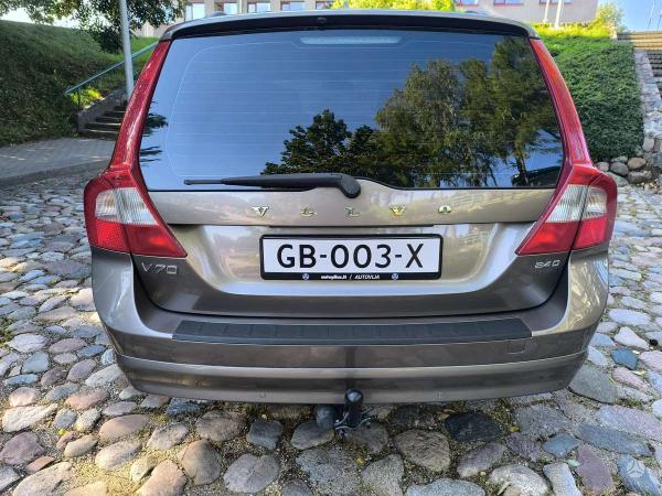 Brūns Volvo V70 2008 Utena, ar dzinēja tilpumu 2.40 L un nobraukumu 376 tūkst. km par 3950 €, foto 6 vietnē AUTOMOTO.COM.LV