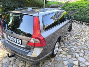 Brown Volvo V70 2008 in Utena, with an engine capacity of 2.40 L and mileage of 376 thousand km for 3950 €, photo 12 on AUTOMOTO.COM.LV