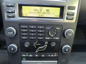 Brown Volvo V70 2008 in Utena, with an engine capacity of 2.40 L and mileage of 376 thousand km for 3950 €, photo 15 on AUTOMOTO.COM.LV