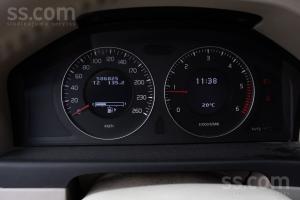 Brown Volvo V70 2008 in Jelgava, with an engine capacity of 2.00 L and mileage of 0 thousand km for 1300 €, photo 17 on AUTOMOTO.COM.LV