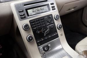 Brown Volvo V70 2008 in Jelgava, with an engine capacity of 2.00 L and mileage of 0 thousand km for 1300 €, photo 12 on AUTOMOTO.COM.LV