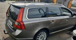 Brown Volvo V70 2008 in Kaunas, with an engine capacity of 2.00 L and mileage of 250 thousand km for 2000 €, photo 6 on AUTOMOTO.COM.LV