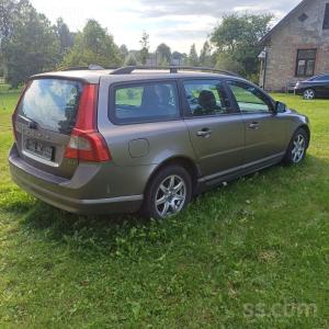 Brown Volvo V70 2008 in Ogre, with an engine capacity of 2.40 L and mileage of 0 thousand km for 1200 €, photo 3 on AUTOMOTO.COM.LV