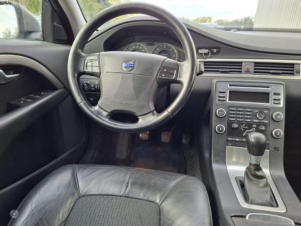 Brūns Volvo V70 2009 Ukmergė, ar dzinēja tilpumu 2.00 L un nobraukumu 284 tūkst. km par 3500 €, foto 7 vietnē AUTOMOTO.COM.LV