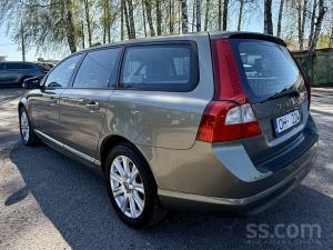 Brūns Volvo V70 2009 Rīga, ar dzinēja tilpumu 2.40 L un nobraukumu 0 tūkst. km par 4590 €, foto 8 vietnē AUTOMOTO.COM.LV