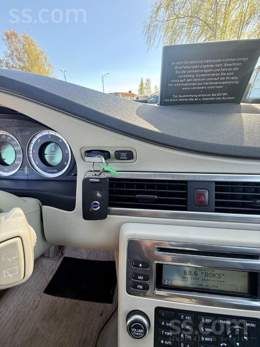 Brūns Volvo V70 2009 Rīga, ar dzinēja tilpumu 2.40 L un nobraukumu 0 tūkst. km par 4590 €, foto 14 vietnē AUTOMOTO.COM.LV