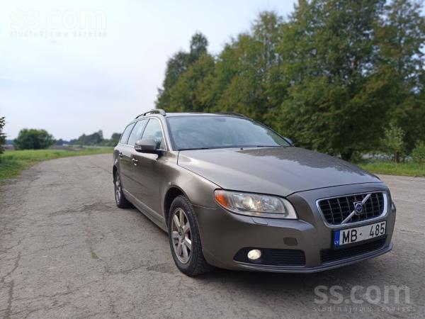 Brūns Volvo V70 2009 Aizkraukle, ar dzinēja tilpumu 2.00 L un nobraukumu 390 tūkst. km par 3000 €, foto 5 vietnē AUTOMOTO.COM.LV