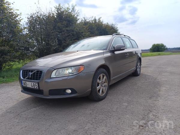 Brūns Volvo V70 2009 Aizkraukle, ar dzinēja tilpumu 2.00 L un nobraukumu 390 tūkst. km par 3000 €, foto 6 vietnē AUTOMOTO.COM.LV