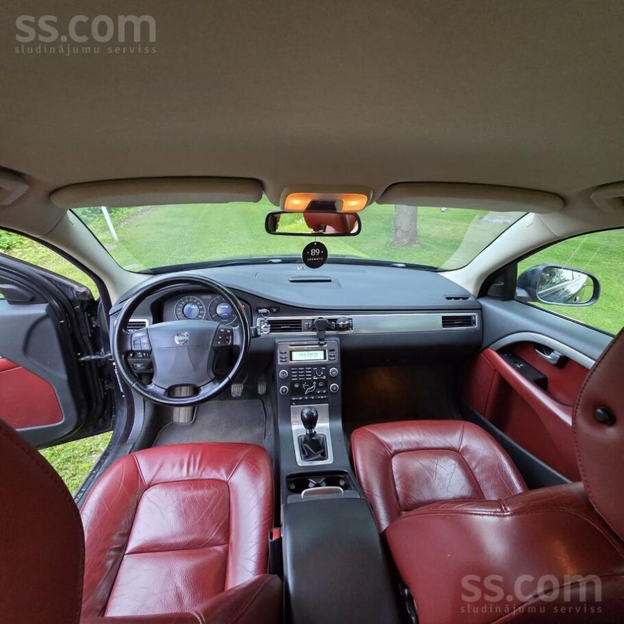 Brūns Volvo V70 2009 Bauska, ar dzinēja tilpumu 2.40 L un nobraukumu 428 tūkst. km par 3430 €, foto 9 vietnē AUTOMOTO.COM.LV