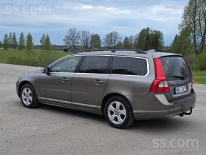 Brūns Volvo V70 2009 Gulbene, ar dzinēja tilpumu 2.40 L un nobraukumu 400 tūkst. km par 3600 €, foto 7 vietnē AUTOMOTO.COM.LV