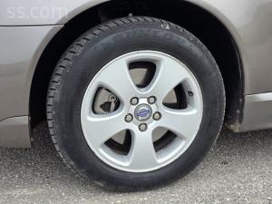 Brūns Volvo V70 2009 Gulbene, ar dzinēja tilpumu 2.40 L un nobraukumu 400 tūkst. km par 3600 €, foto 18 vietnē AUTOMOTO.COM.LV