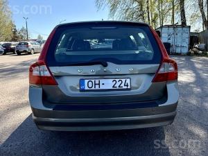 Коричневый Вольво В70 2009 в Рига, объемом двигателя 2.40 л и пробегом 0 тыс. км за 4590 €, фото 7 на AUTOMOTO.COM.LV