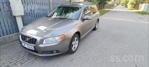Brown Volvo V70 2009 in Riga, with an engine capacity of 2.00 L and mileage of 312 thousand km for 2200 €, photo 3 on AUTOMOTO.COM.LV