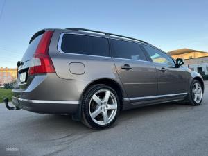 Brūns Volvo V70 2009 Narva, ar dzinēja tilpumu 2.40 L un nobraukumu 433 tūkst. km par 3699 €, foto 18 vietnē AUTOMOTO.COM.LV