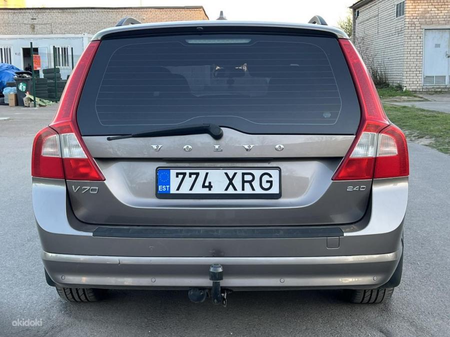 Brūns Volvo V70 2009 Narva, ar dzinēja tilpumu 2.40 L un nobraukumu 433 tūkst. km par 3699 €, foto 19 vietnē AUTOMOTO.COM.LV