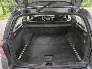 Brown Volvo V70 2009 in Riga, with an engine capacity of 2.40 L and mileage of 285 thousand km for 3150 €, photo 16 on AUTOMOTO.COM.LV