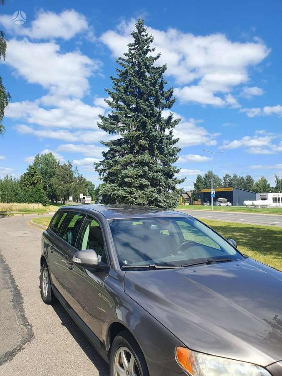 Brūns Volvo V70 2009 Tauragė, ar dzinēja tilpumu 2.00 L un nobraukumu 324 tūkst. km par 3800 €, foto 5 vietnē AUTOMOTO.COM.LV