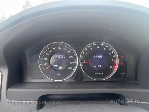 Brūns Volvo V70 2010 Rapla, ar dzinēja tilpumu 2.00 L un nobraukumu 225 tūkst. km par 3000 €, foto 11 vietnē AUTOMOTO.COM.LV
