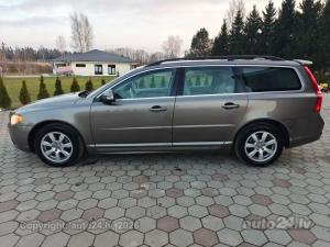 Brūns Volvo V70 2010 Paide, ar dzinēja tilpumu 2.40 L un nobraukumu 299 tūkst. km par 6490 €, foto 5 vietnē AUTOMOTO.COM.LV