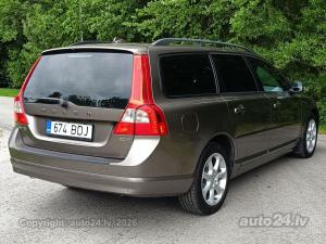 Brūns Volvo V70 2010 Tallina, ar dzinēja tilpumu 2.00 L un nobraukumu 226 tūkst. km par 4995 €, foto 8 vietnē AUTOMOTO.COM.LV